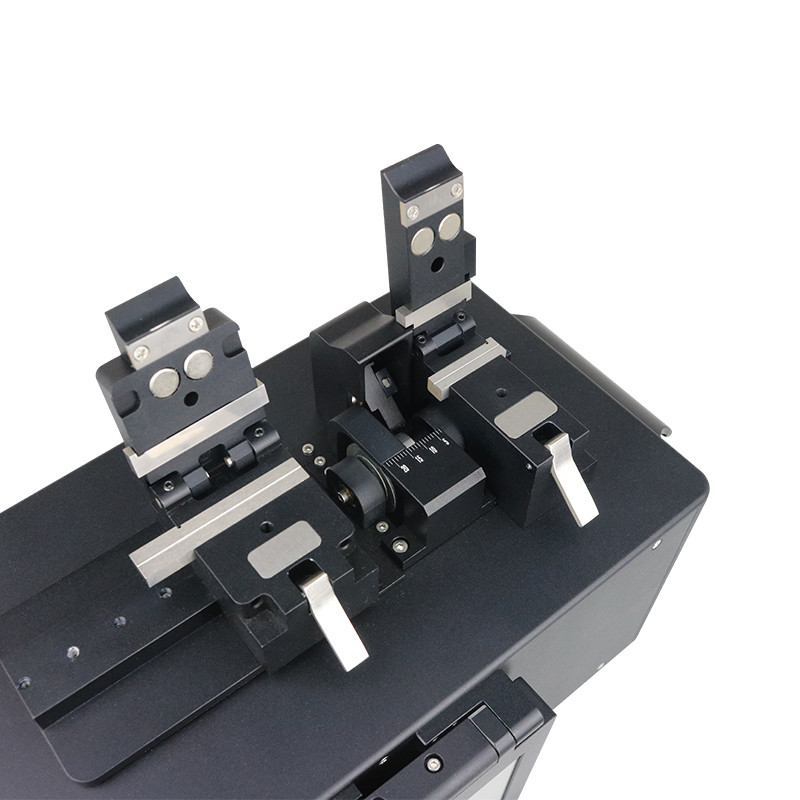 Large-Diameter Fiber Cleaver Cleaves Silica Glass Fibers with Cladding ...